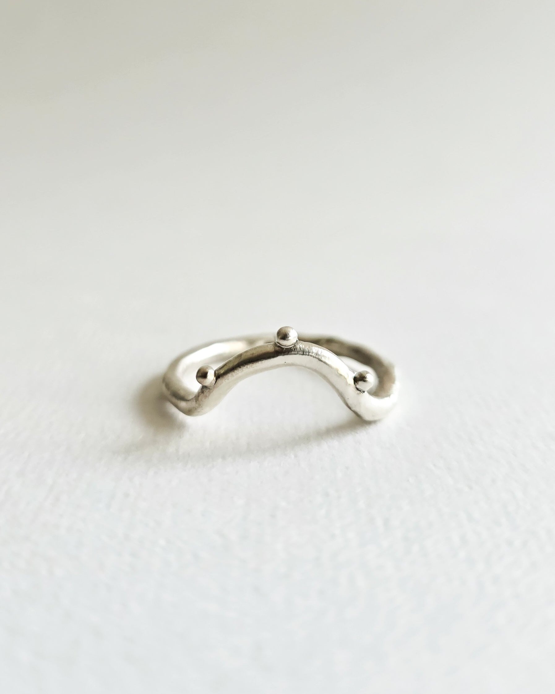 DOTTY arch ring – Talvi.com.au